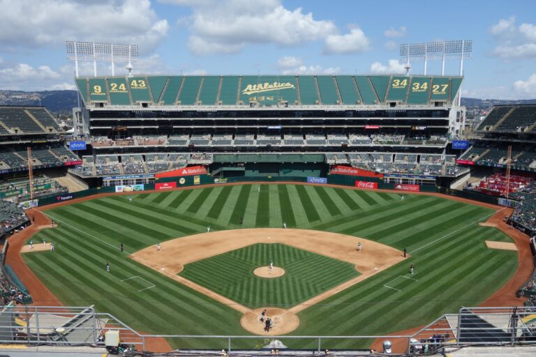 Athletics, fans say goodbye with tributes, memories in final game at ...